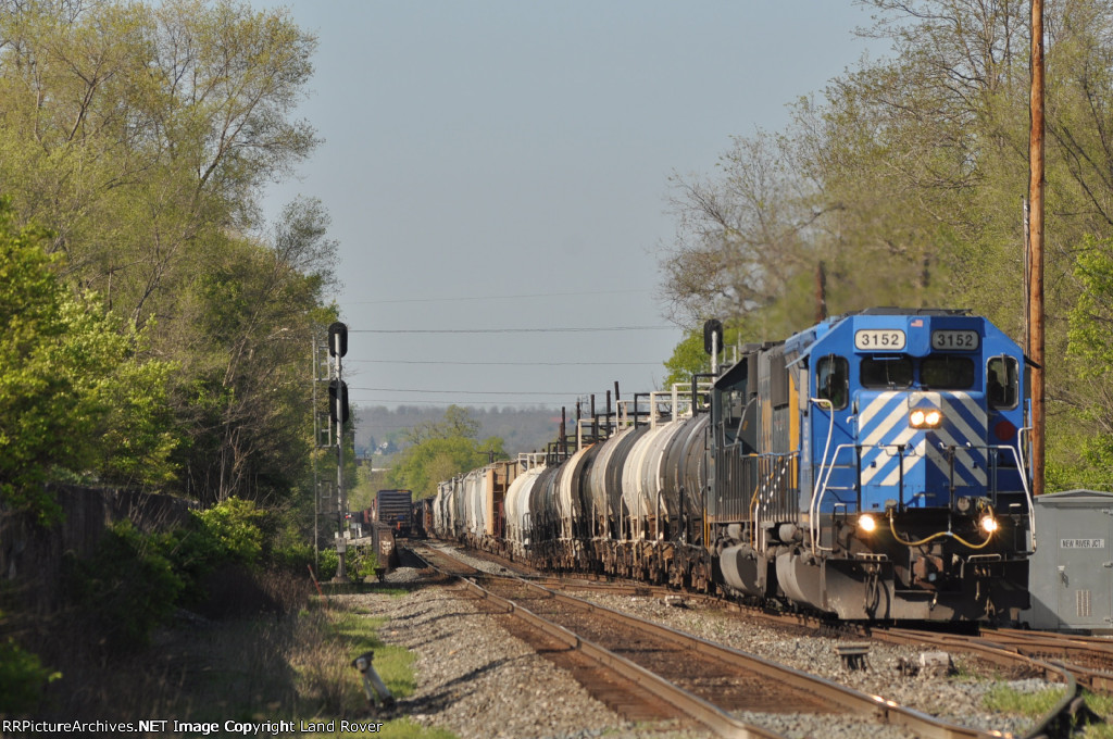 CEFX 3152 On CSX J 782 Northbound